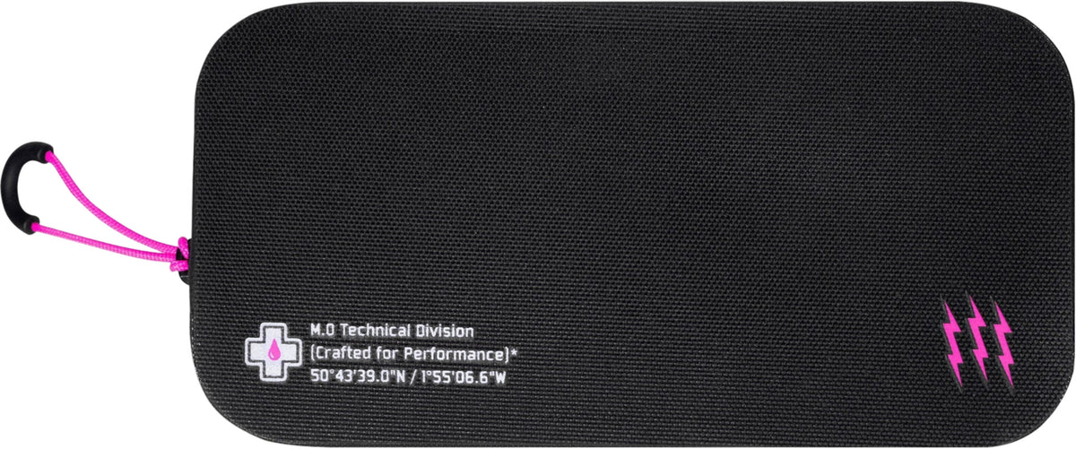 Muc-Off Waterproof Essentials Case – Full Cycle